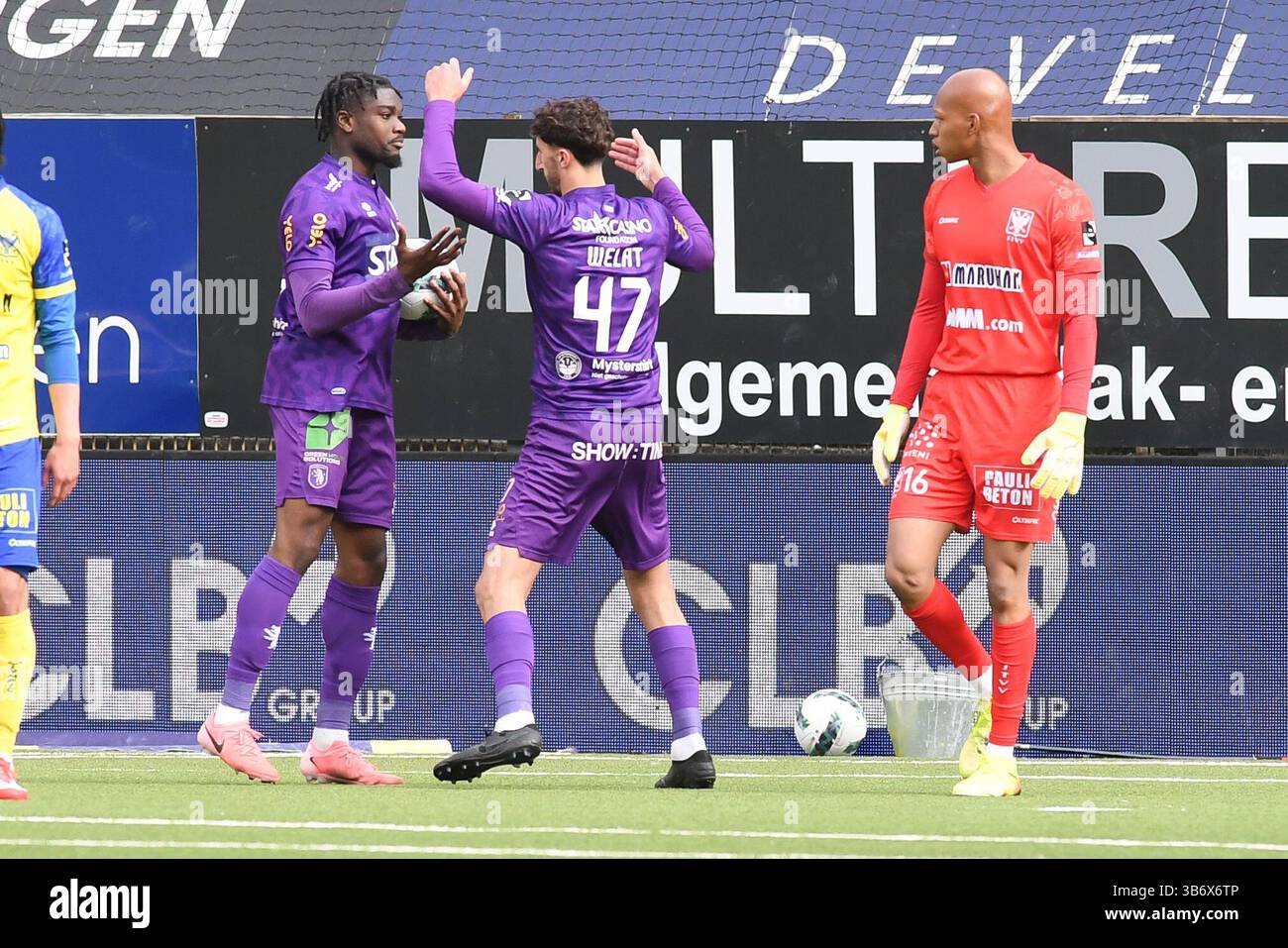 Beerschot's Welat Cagro celebrates after scoring during a soccer match ...