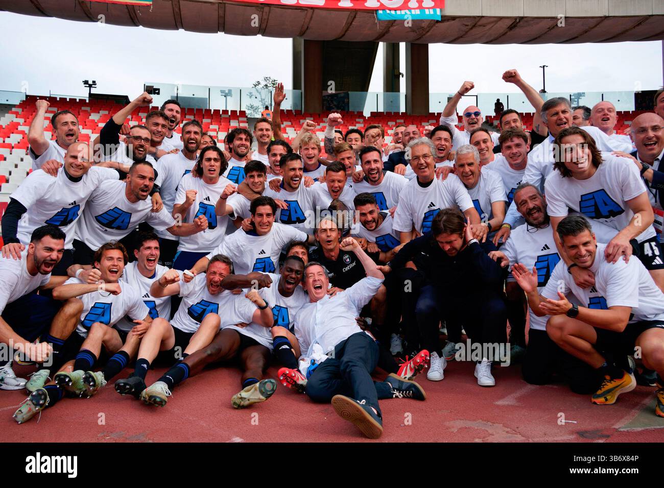 Bari, Italy. 04th May, 2025. coach Filippo Inzaghi of Pisa and Pisa ...