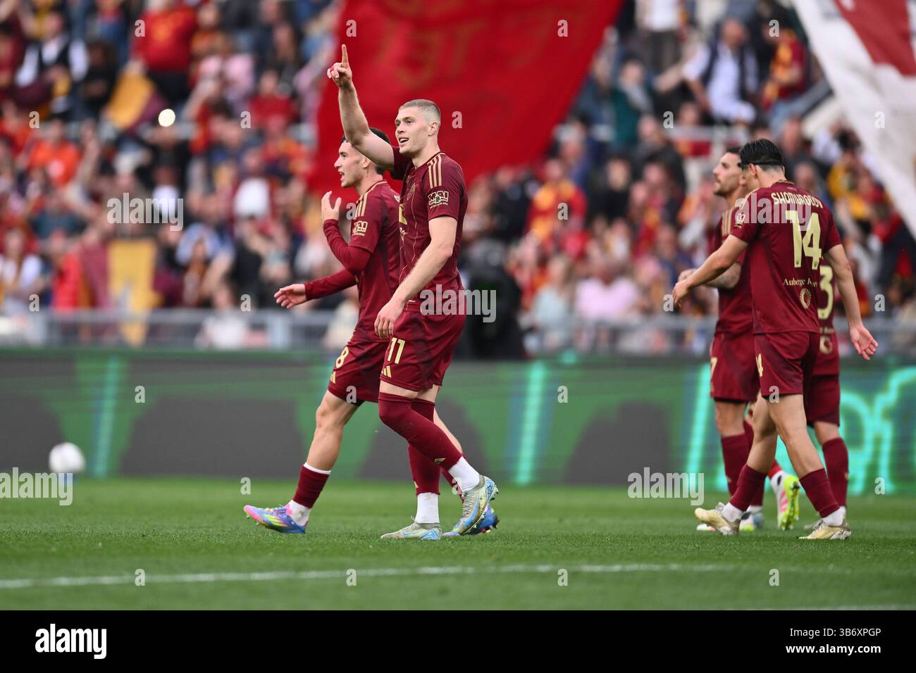 Rome, Italy. 04th May, 2025. Artem Dovbyk of A.S. Roma celebrates after ...