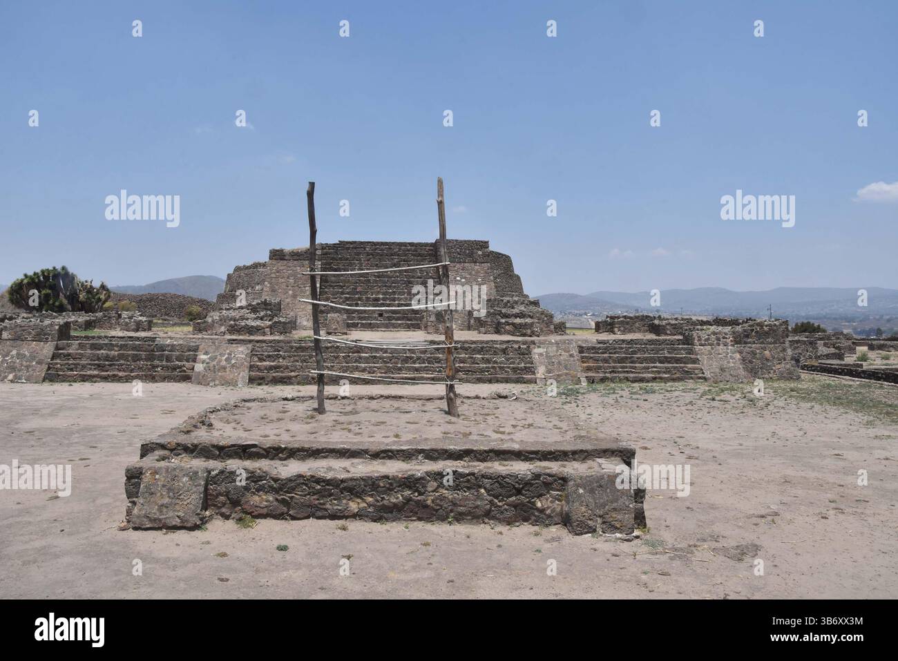 Prehispanic ruins at Tecoaque in the Mexican state of Puebla Stock ...