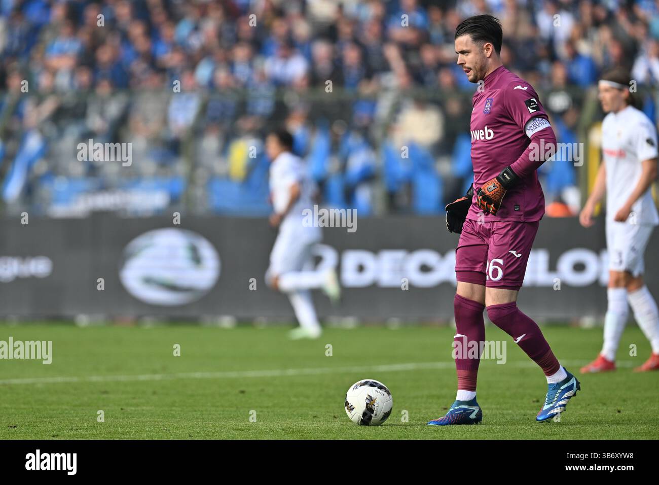 Brussels, Belgium. 04th May, 2025. goalkeeper Colin Coosemans (26) of ...