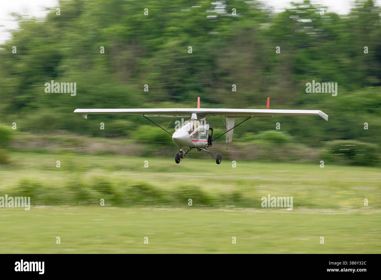 Cfm streak shadow hi-res stock photography and images - Alamy