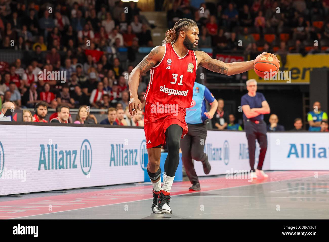 Muenchen, Deutschland. 04th May, 2025. Devin Booker (FC Bayern ...
