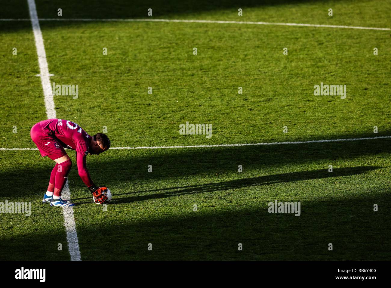 Brussels, Belgium. 04th May, 2025. Anderlecht's goalkeeper Colin ...