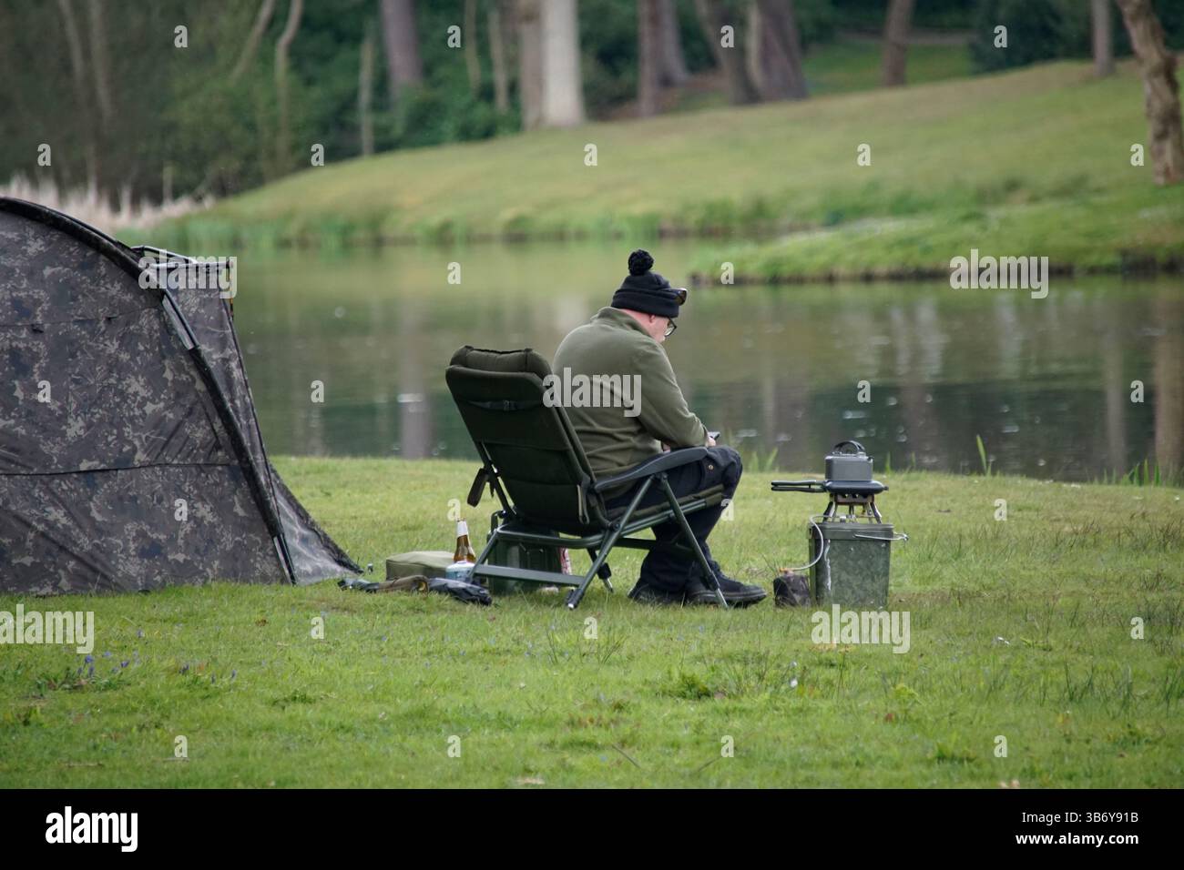 Angler setup hi-res stock photography and images - Alamy