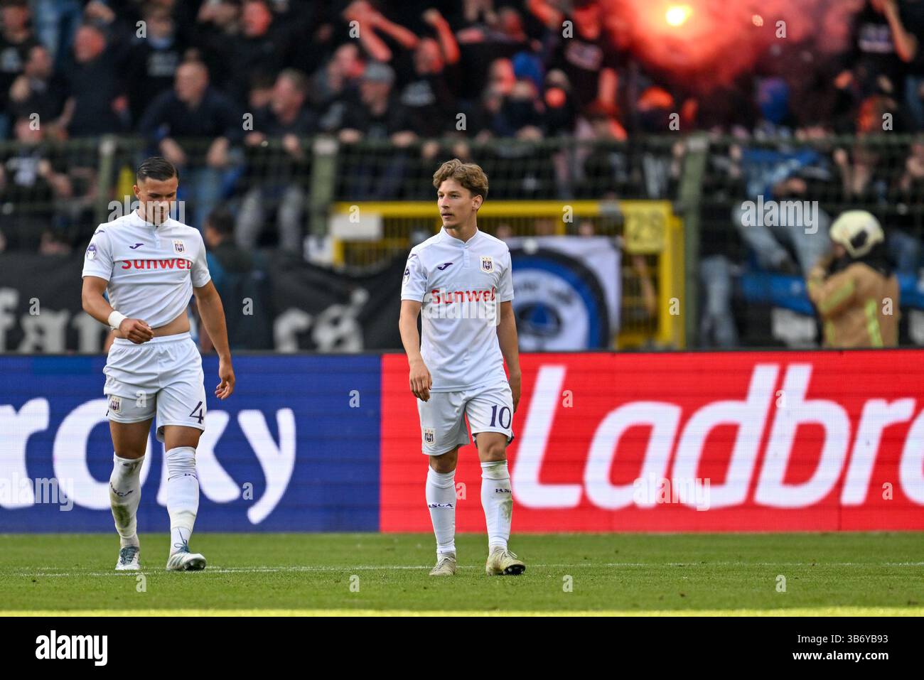Brussels, Belgium. 04th May, 2025. Jan-Carlo Simic (4) of Anderlecht and Yari Verschaeren (10 ...
