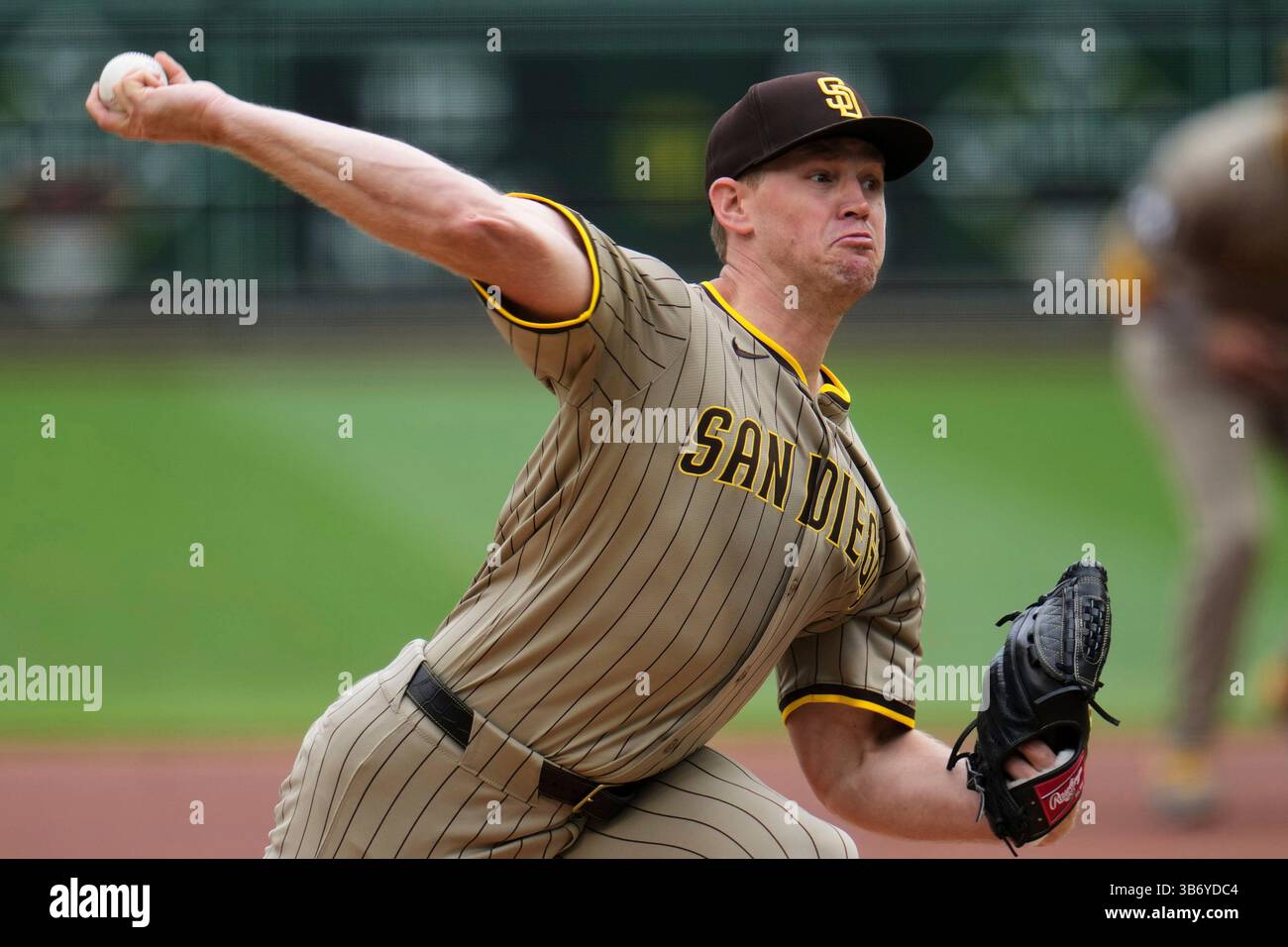 San Diego Padres pitcher Stephen Kolek delivers during the first inning ...