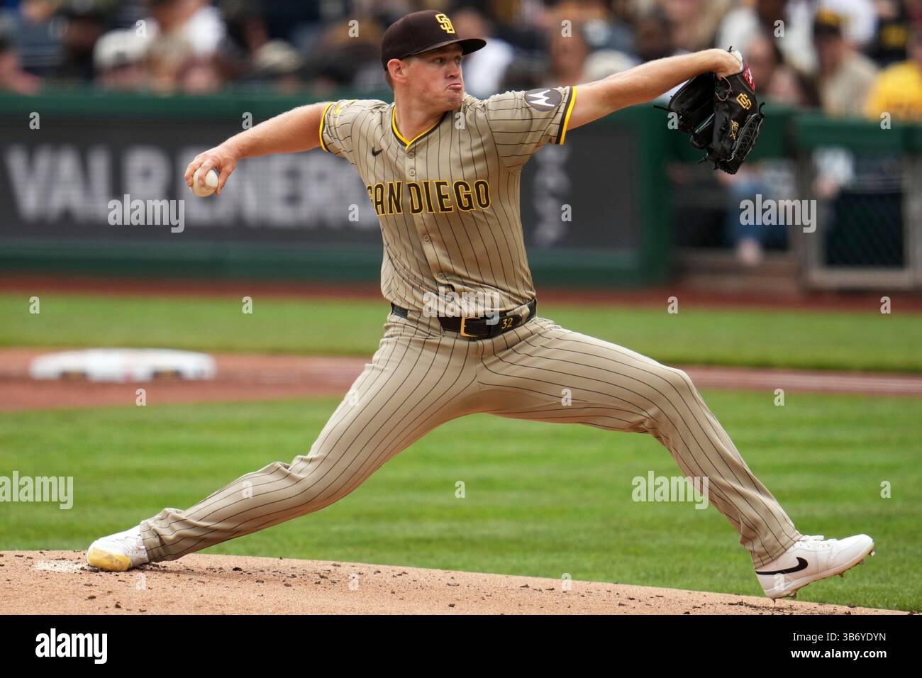 San Diego Padres pitcher Stephen Kolek delivers during the first inning ...