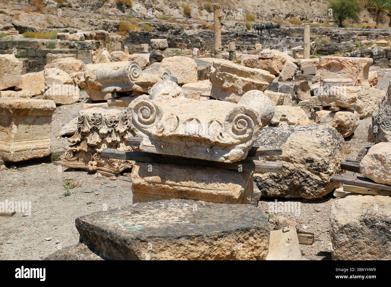 Roman stone carvings hi-res stock photography and images - Alamy