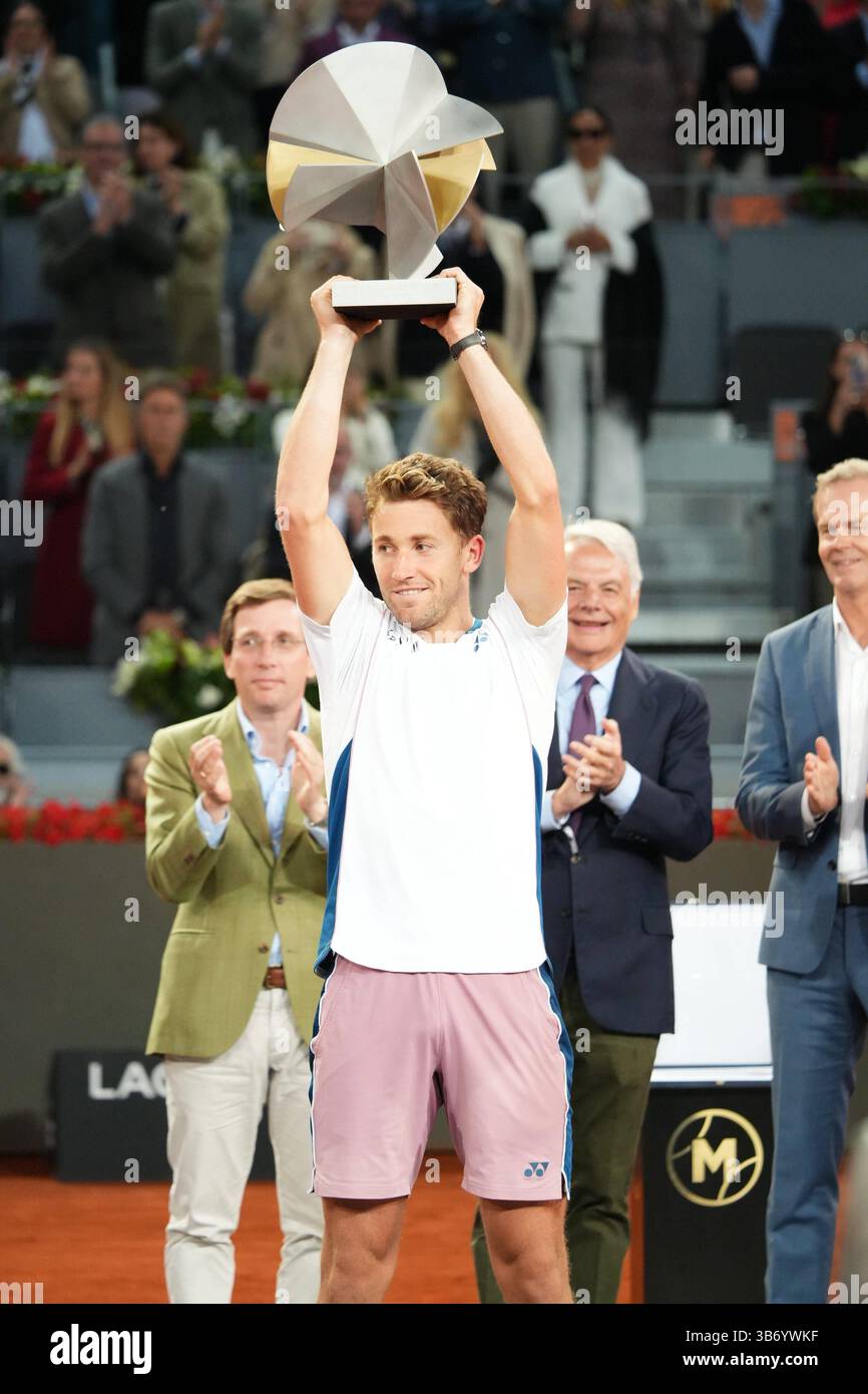 Madrid, Spain. 04th May, 2025. Tennis player Casperd Ruud vs Jack Draper during Final the Madrid ...