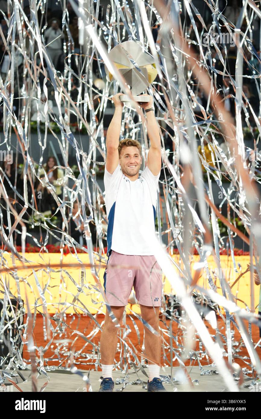 Madrid, Spain. 04th May, 2025. Tennis player Casperd Ruud vs Jack Draper during Final the Madrid ...