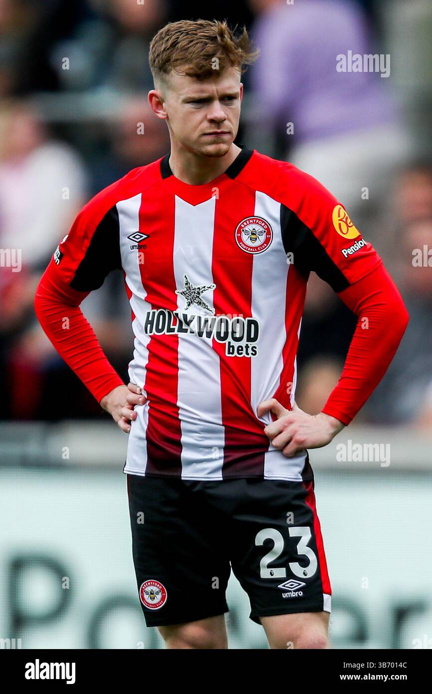 Keane Lewis-Potter of Brentford looks on during the Premier League ...