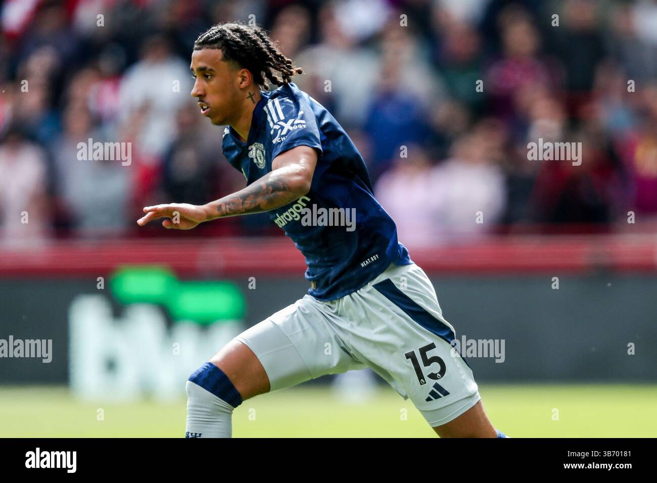 Leny Yoro of Manchester United in action during the Premier League ...