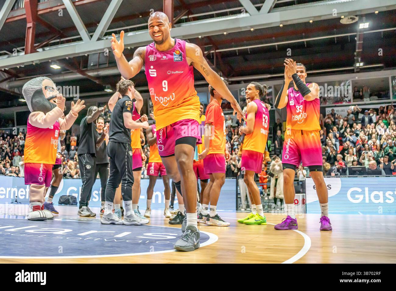 Chemnitz, Deutschland 04. Mai 2025: 1.BBL - 2024/2025 - Niners Chemnitz ...