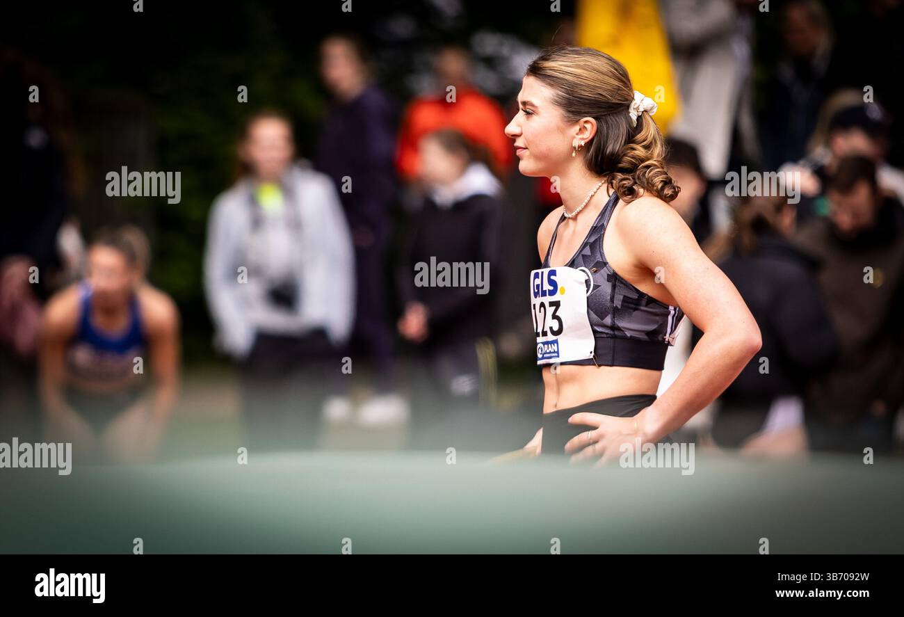 Hamburg, Deutschland. 04th May, 2025. Fokussiert: Lena Leege (SCC ...