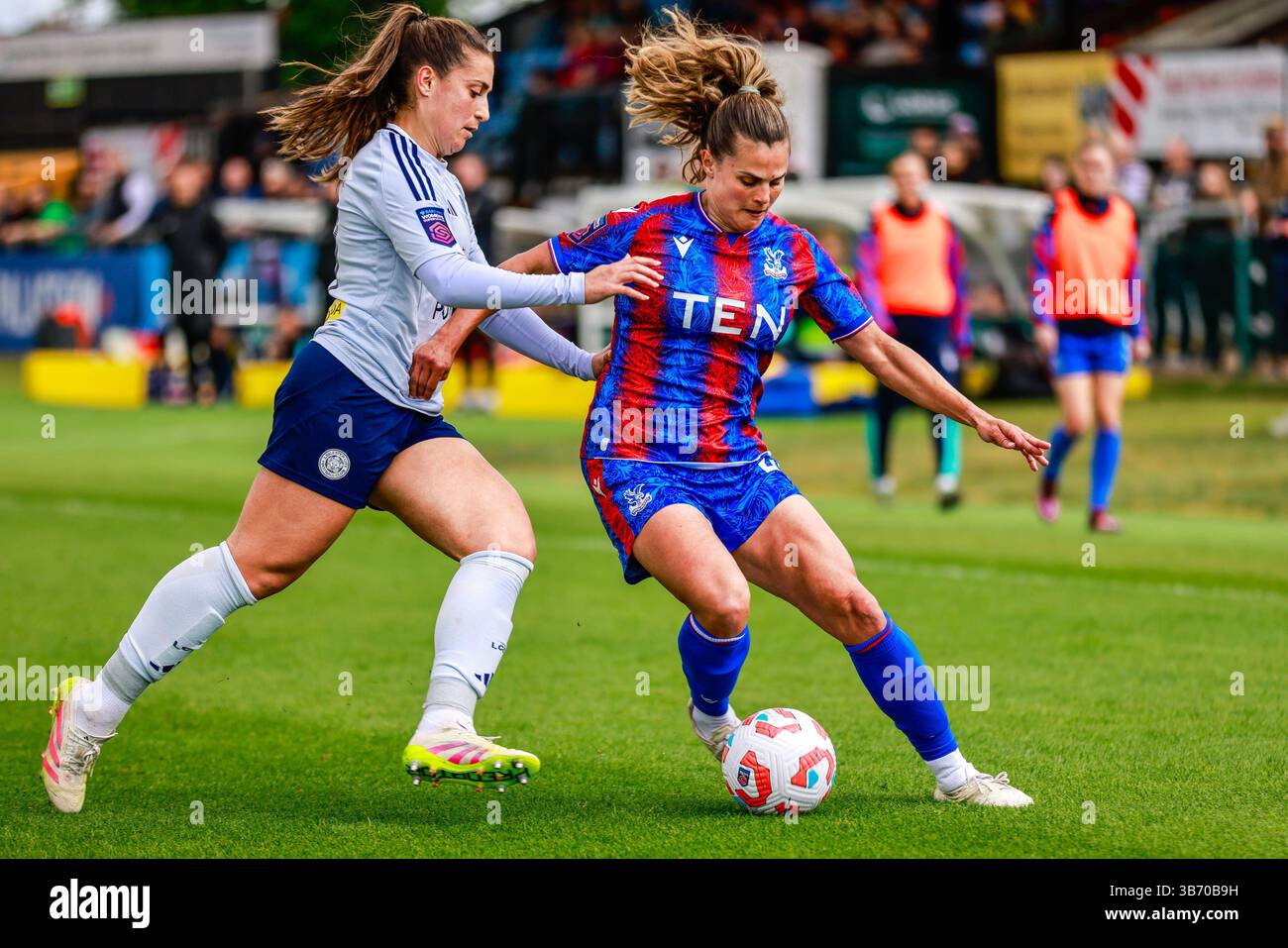 Julie sutton hi-res stock photography and images - Alamy