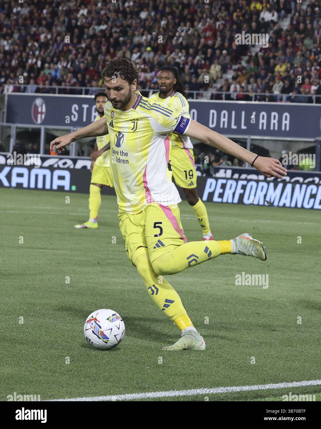 Bologna, Italy. 04th May, 2025. Manuel Locatelli of Juventus FC play ...