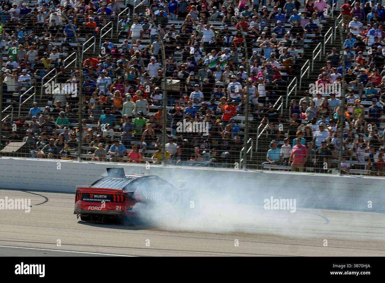 Josh Berry crashes while coming out of Turn 4 during a NASCAR Cup ...