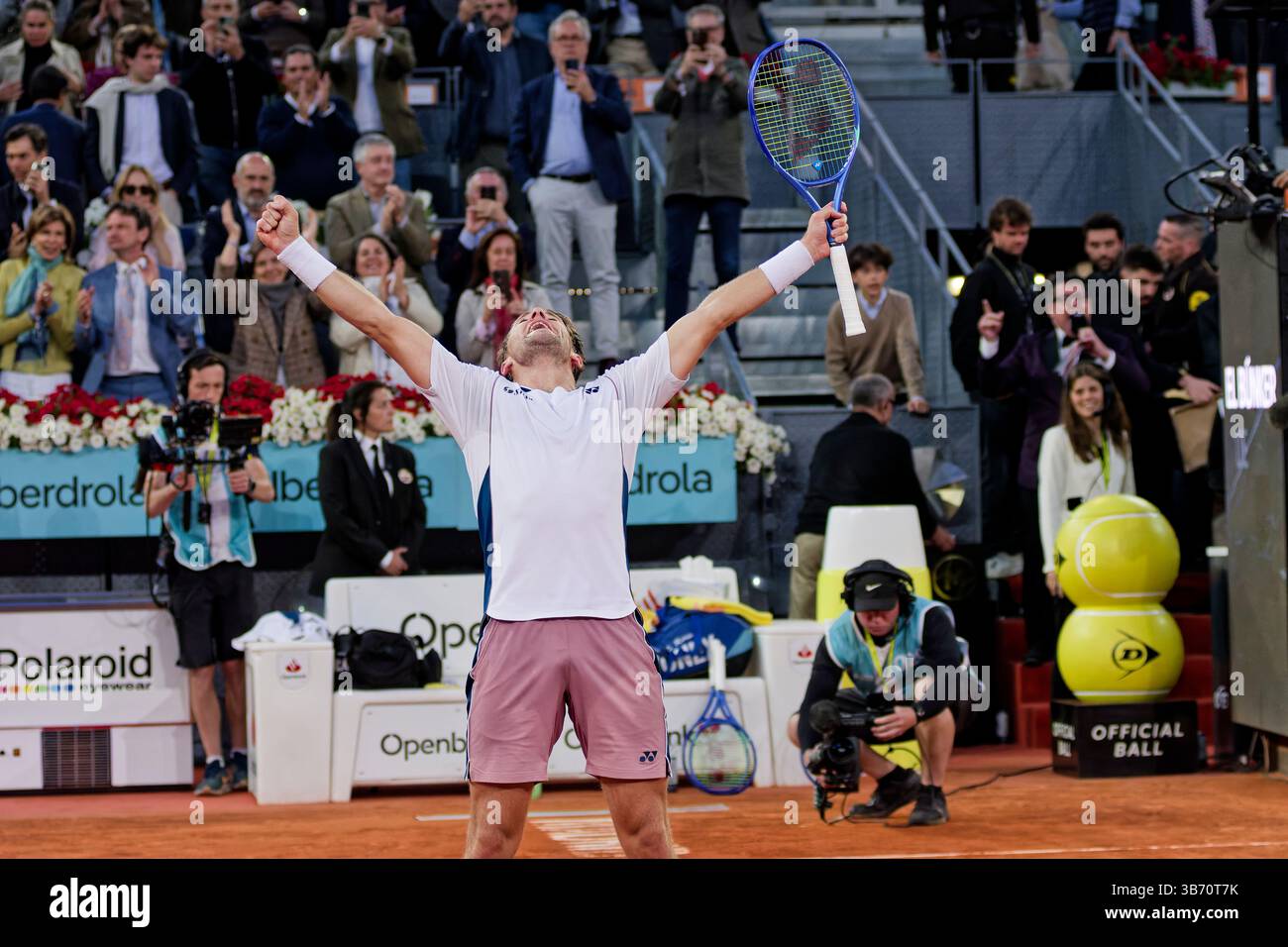 Madrid, Spain. 04th May, 2025. Tennis, Mutua Madrid Open tennis ATP, Men's singles, Final ...