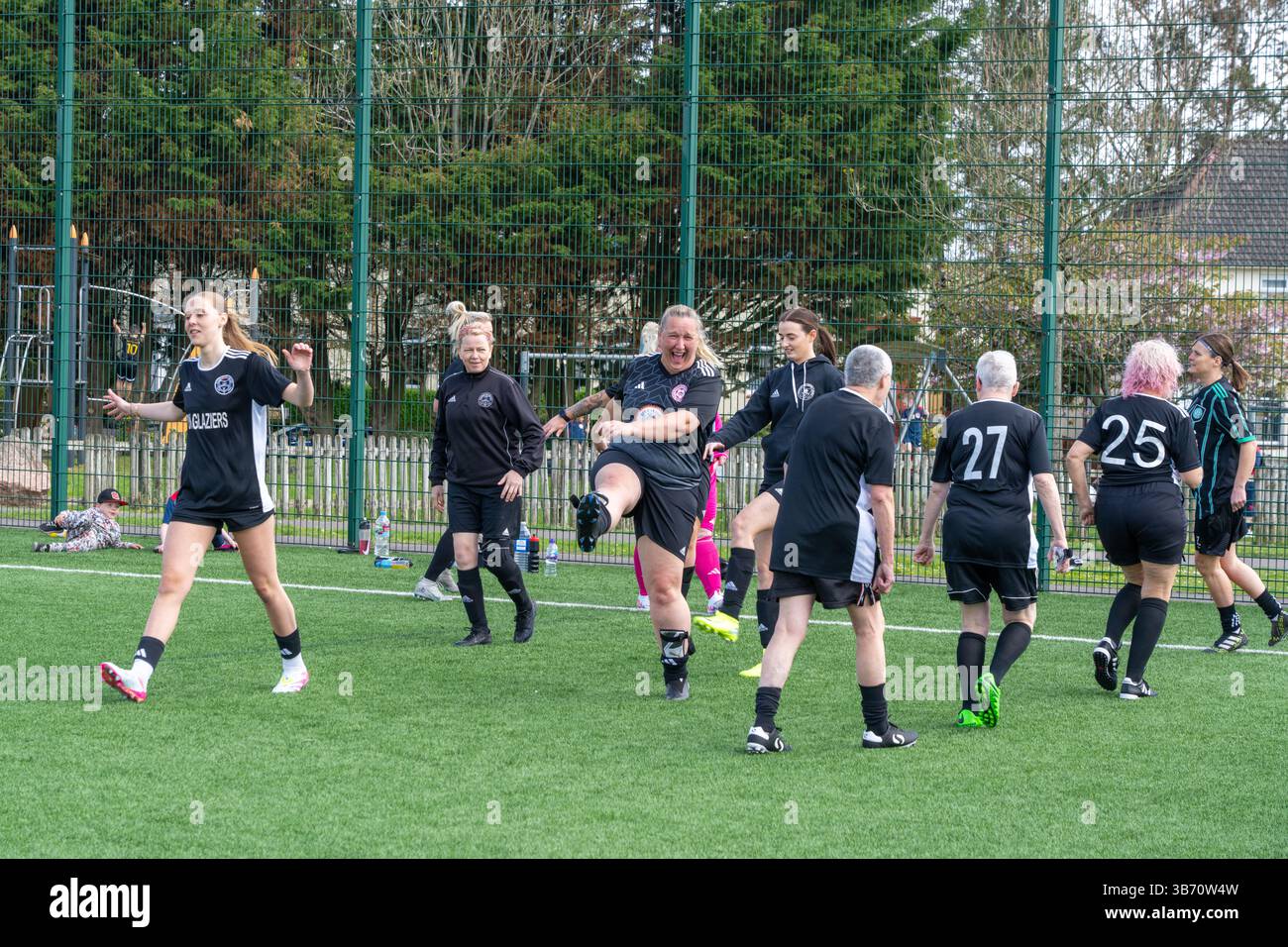 Stewarton, Scotland, UK. 4th Apr, 2025. Woman's Legends Football match ...