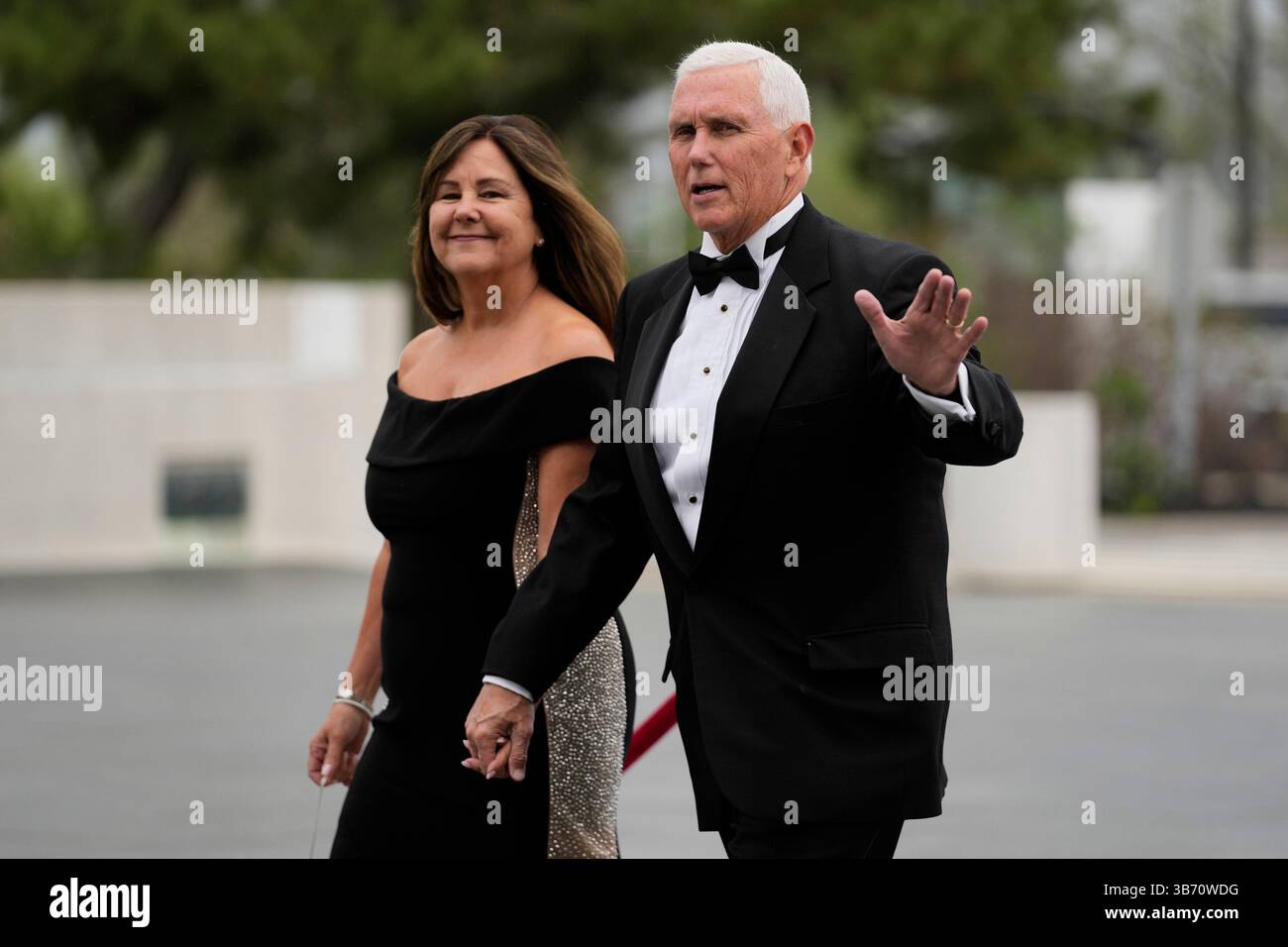 Former Vice President Mike Pence arrives with his wife, Karen Pence, at ...