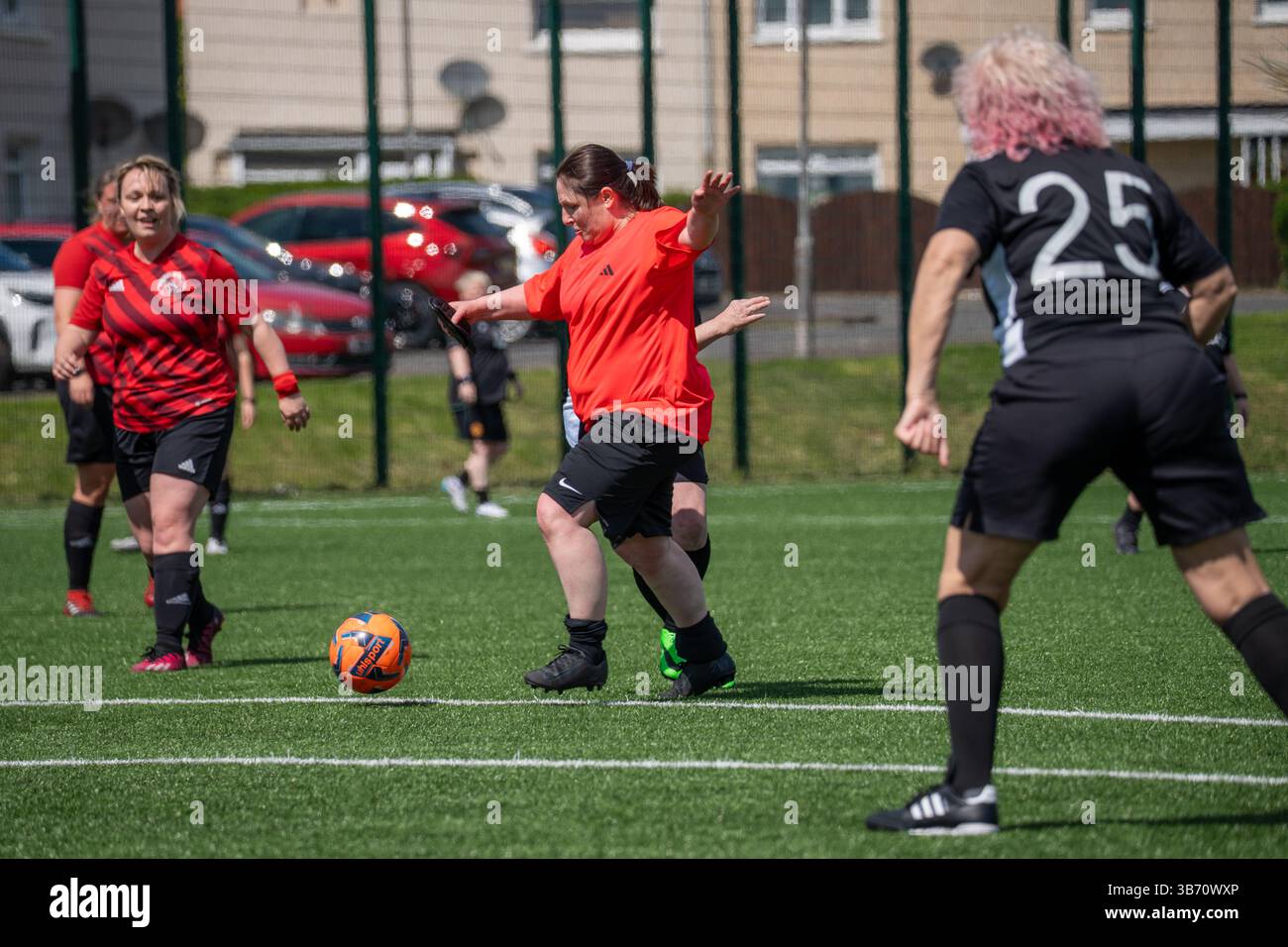 Stewarton, Scotland, UK. 4th Apr, 2025. Woman's Legends Football match ...