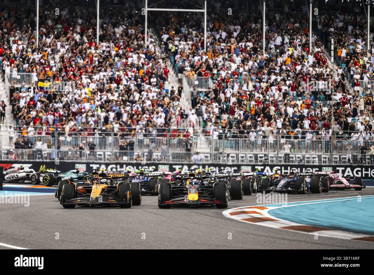 Start of the race, depart, during the Formula 1 Crypto.com Miami Grand ...