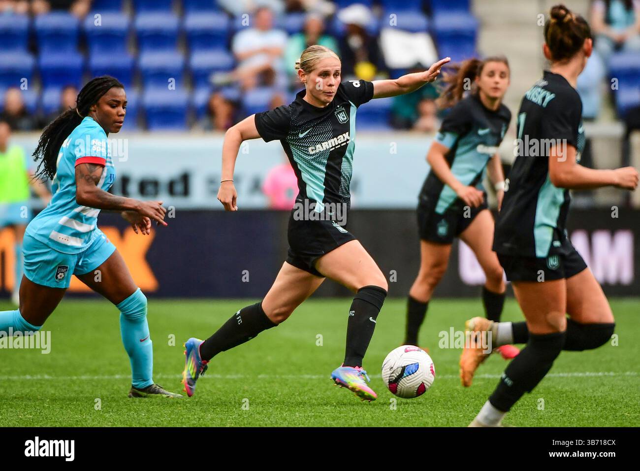 Harrison, United States. 04th May, 2025. Harrison, United States, May 4 ...