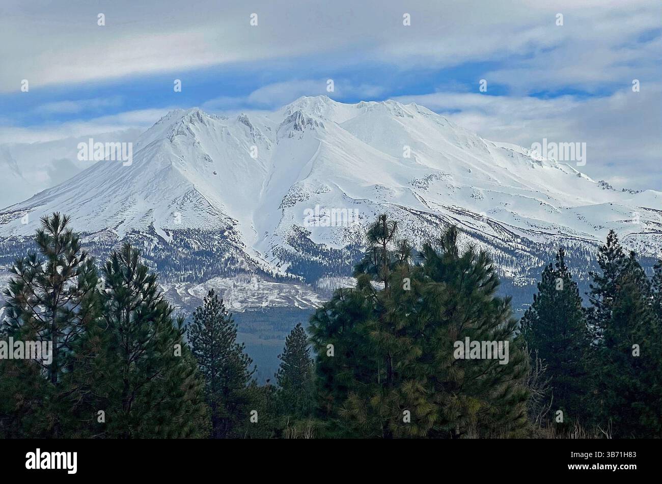 Mount Shasta, California Stock Photo - Alamy