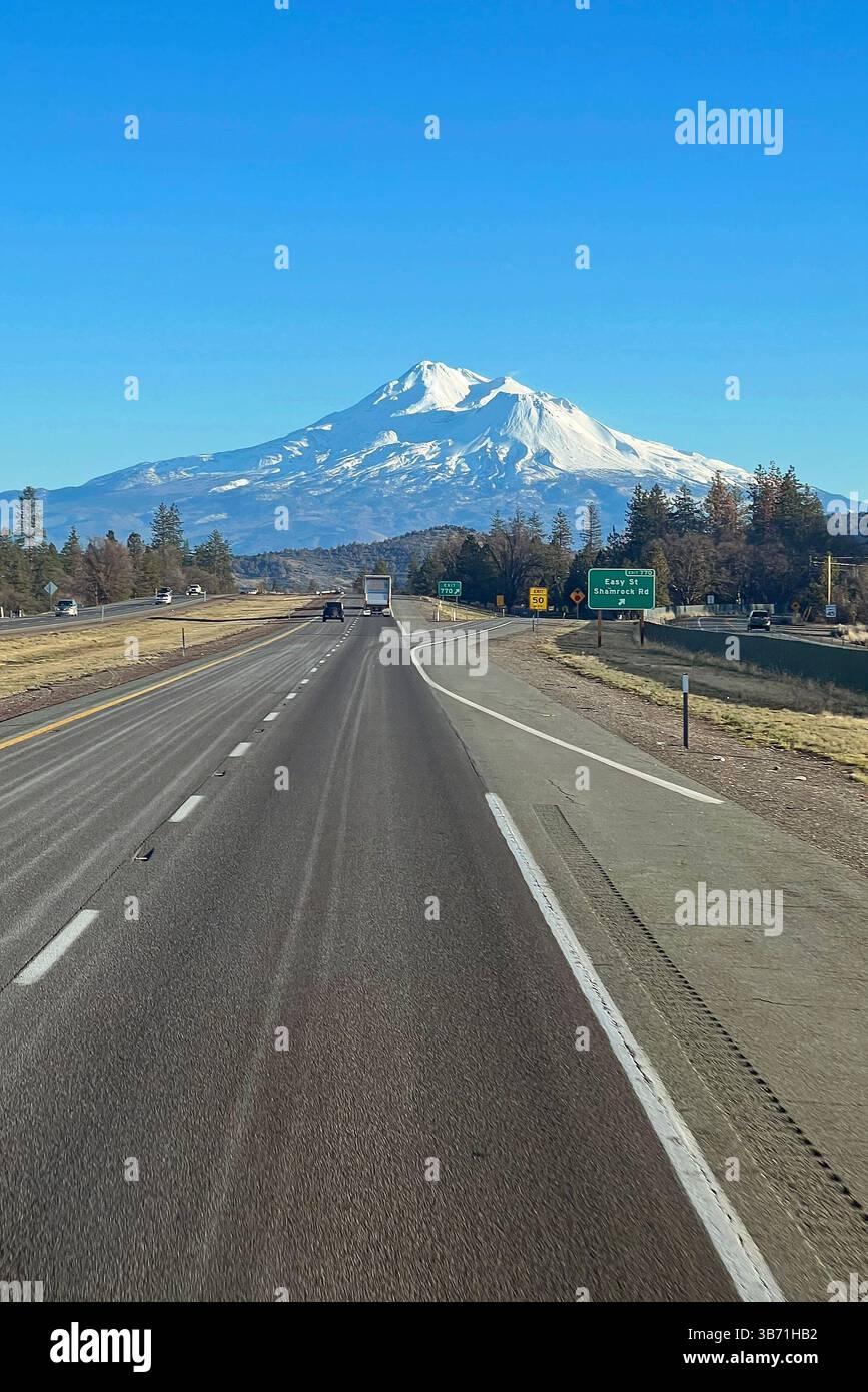 Interstate 5 southbound vertical - Mt Shasta, California Stock Photo ...