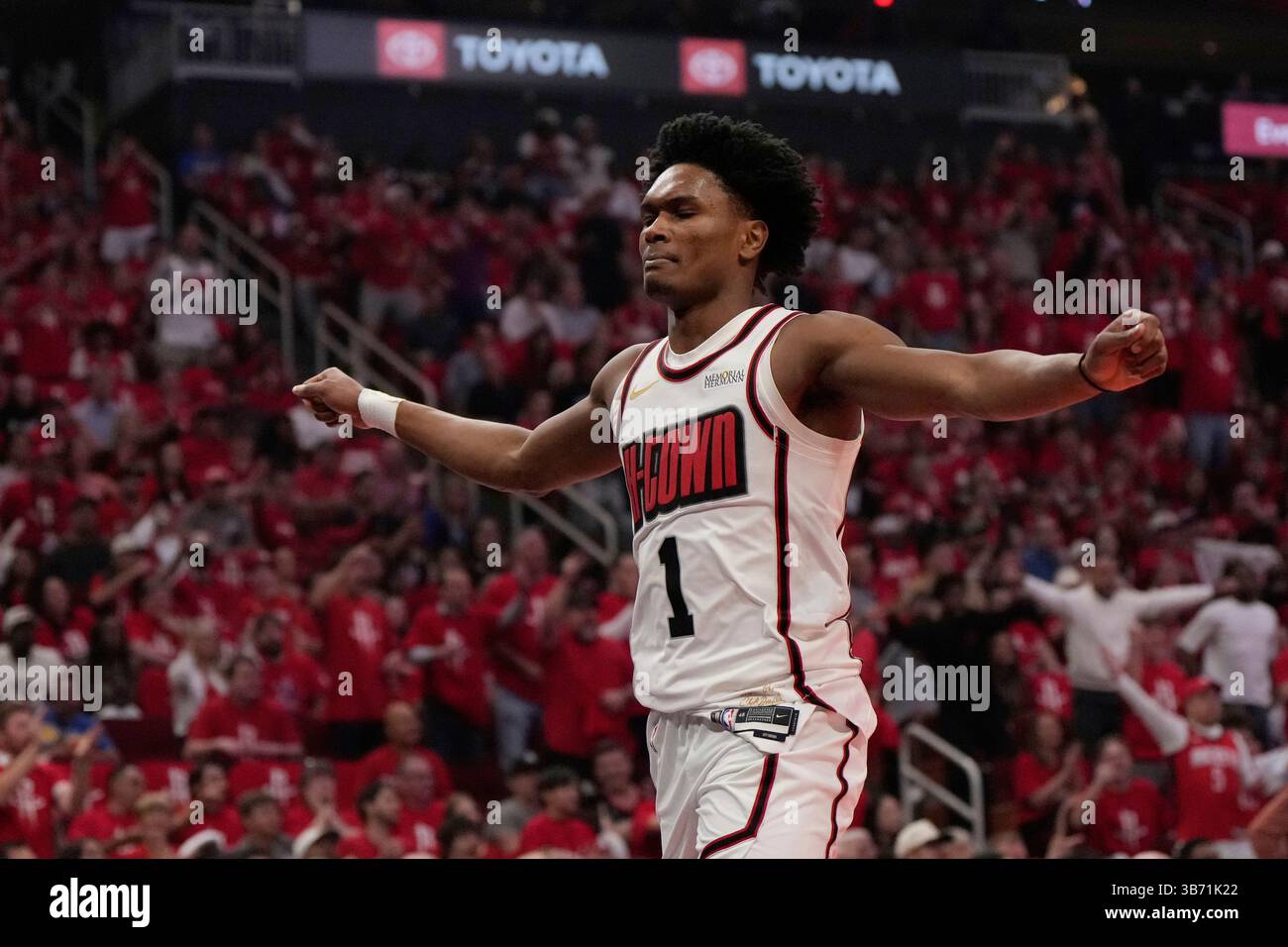 Houston Rockets' Amen Thompson (1) celebrates during the first half of ...