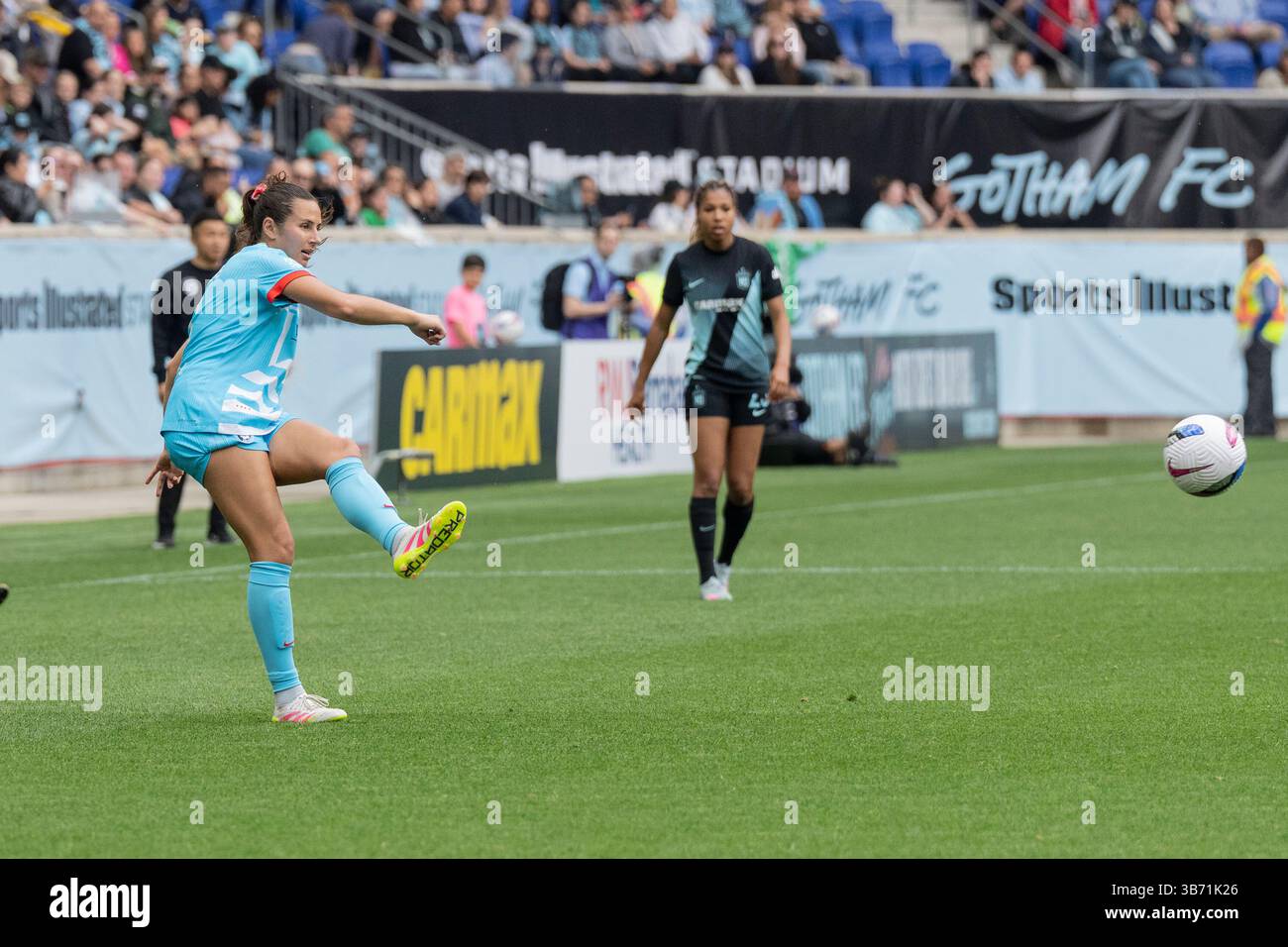 Harrison, NJ, May 4, 2025: Sam Staab (3) of Chicago Stars in action ...