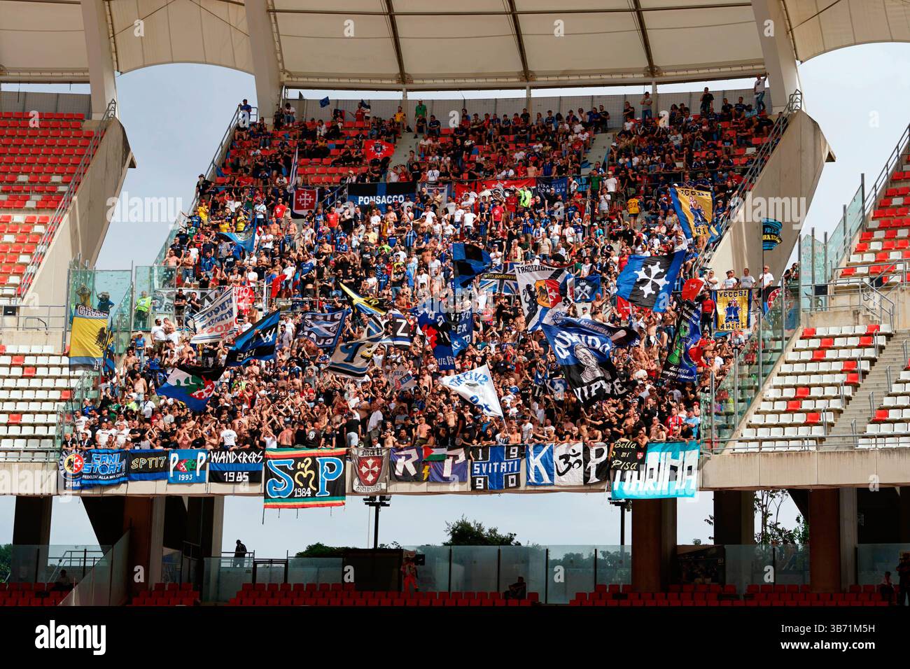 Bari, Italy. 05th May, 2025. Supporters of Pisa during SSC Bari vs AC ...