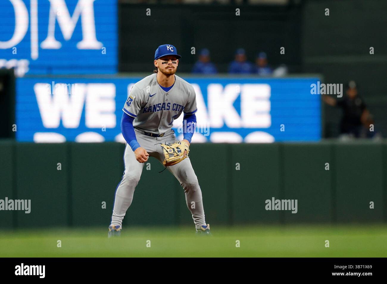 Kansas City Royals shortstop Bobby Witt Jr. gets in position first ...