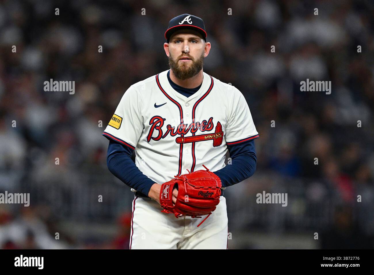 ATLANTA, GA – MAY 04: Atlanta relief pitcher Dylan Lee (52) prepares to ...