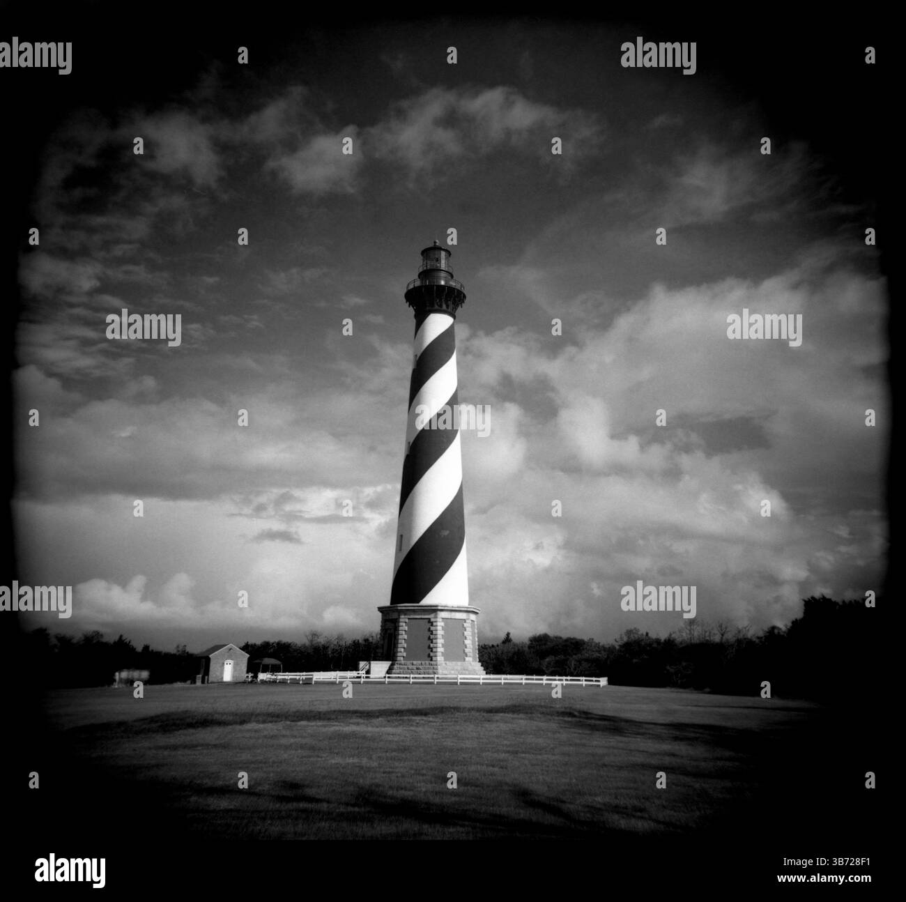 PL04012-00...NORTH CAROLINA - Cape Hatteras Lighthouse, Cape Hatteras ...