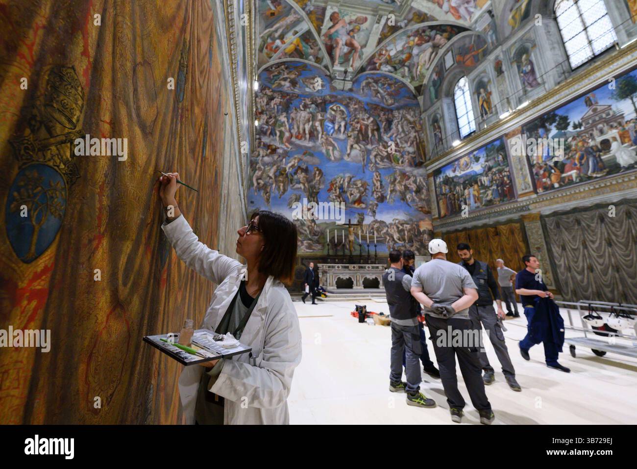 Vatican City Italy 04th May 2025 Sistine Chapel Preparations For