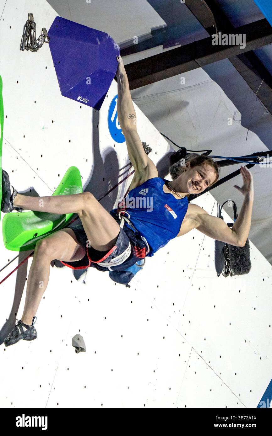 Bali, Indonesia. 4th May, 2025. Erin McNeice of Great Britain reacts ...