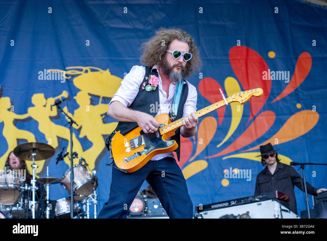 Jim James, left, and Bo Koster of My Morning Jacket perform during the ...