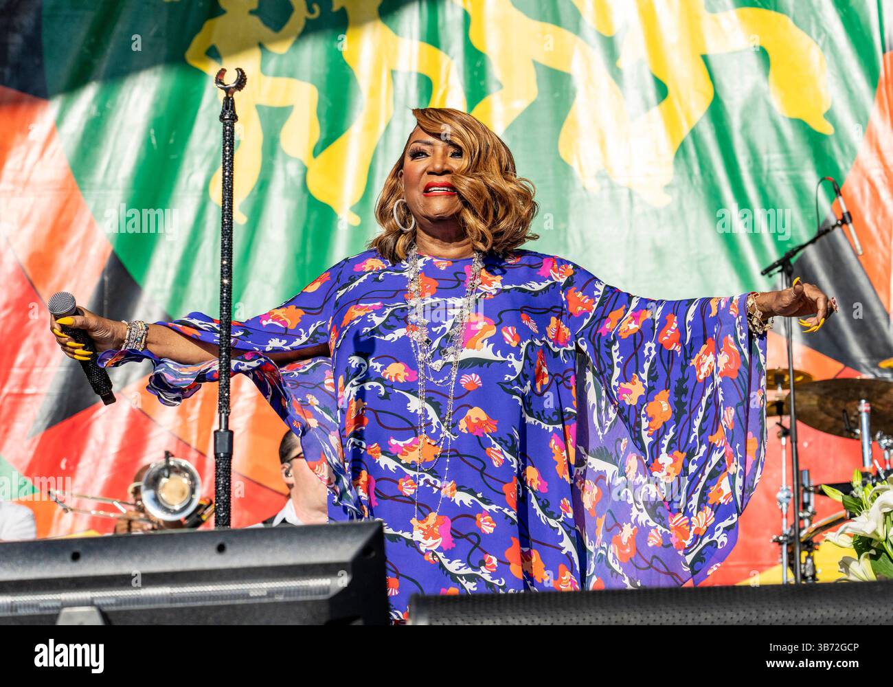 Patti LaBelle performs during the second weekend of the New Orleans ...