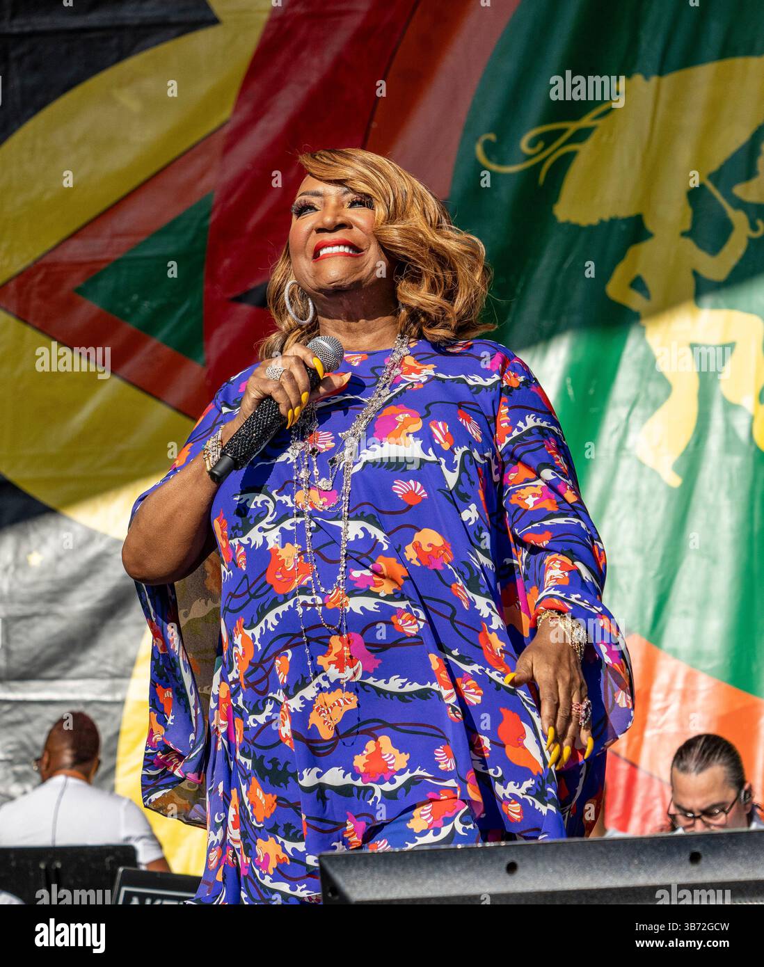 Patti LaBelle performs during the second weekend of the New Orleans ...