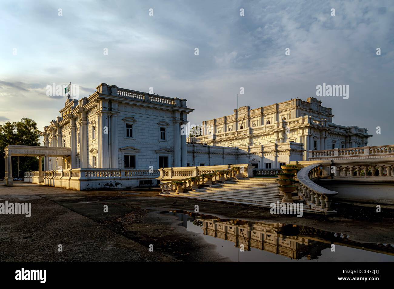The Quaid-e-Azam Library is a public library in located within the Bagh ...