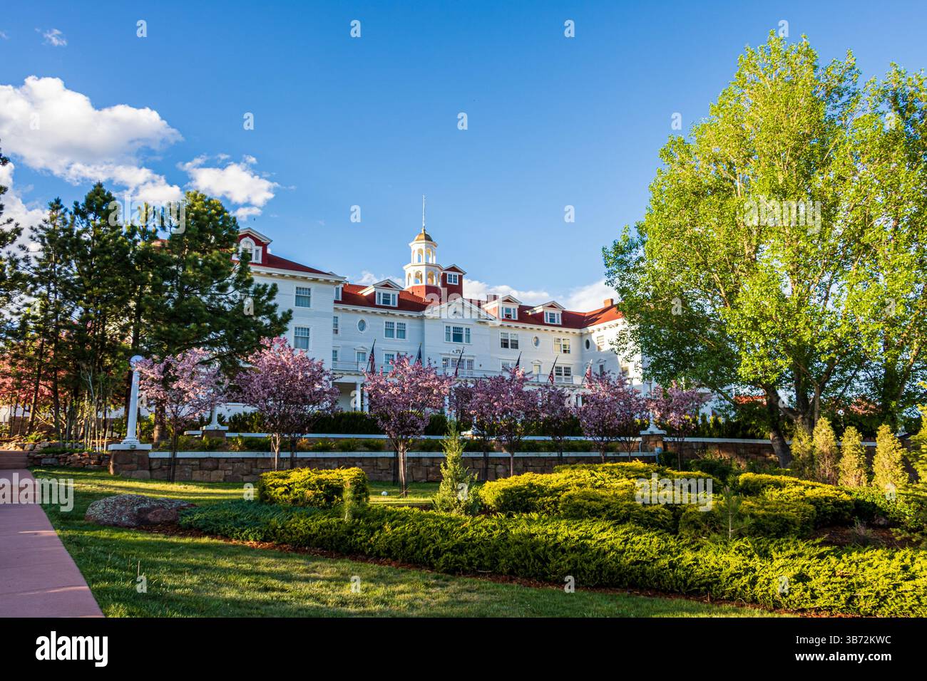 The iconic Stanley Hotel in Estes Park Colorado Stock Photo - Alamy
