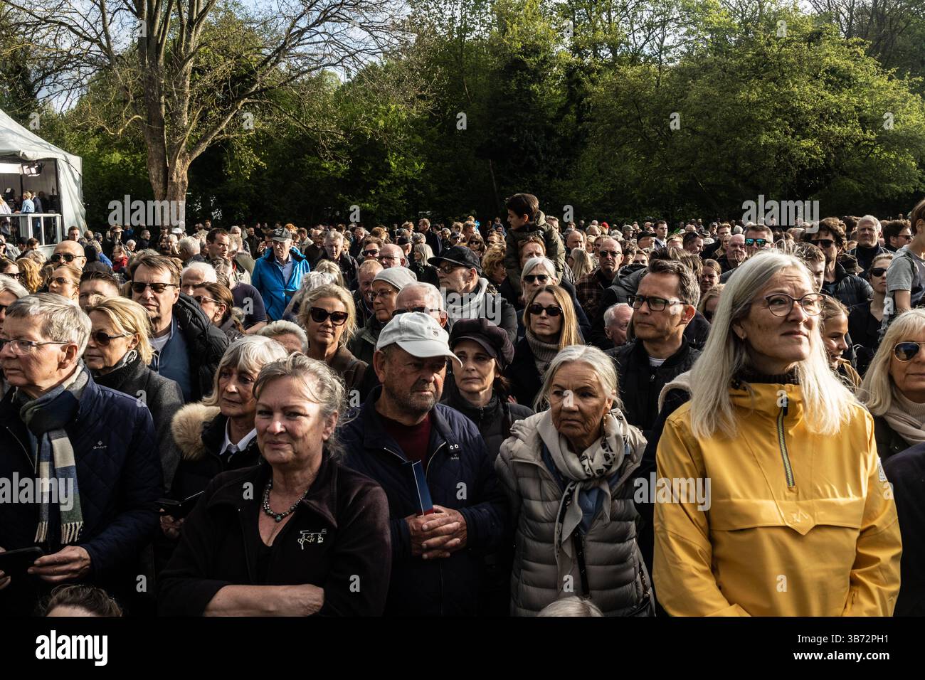 People gather to mark the 80th anniversary of Denmark's liberation from ...
