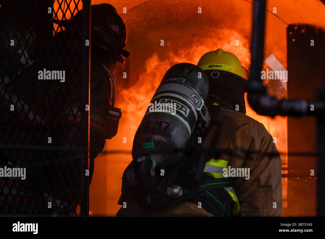 U.S. Air Force fire fighters, assigned to the Ohio National Guard’s ...