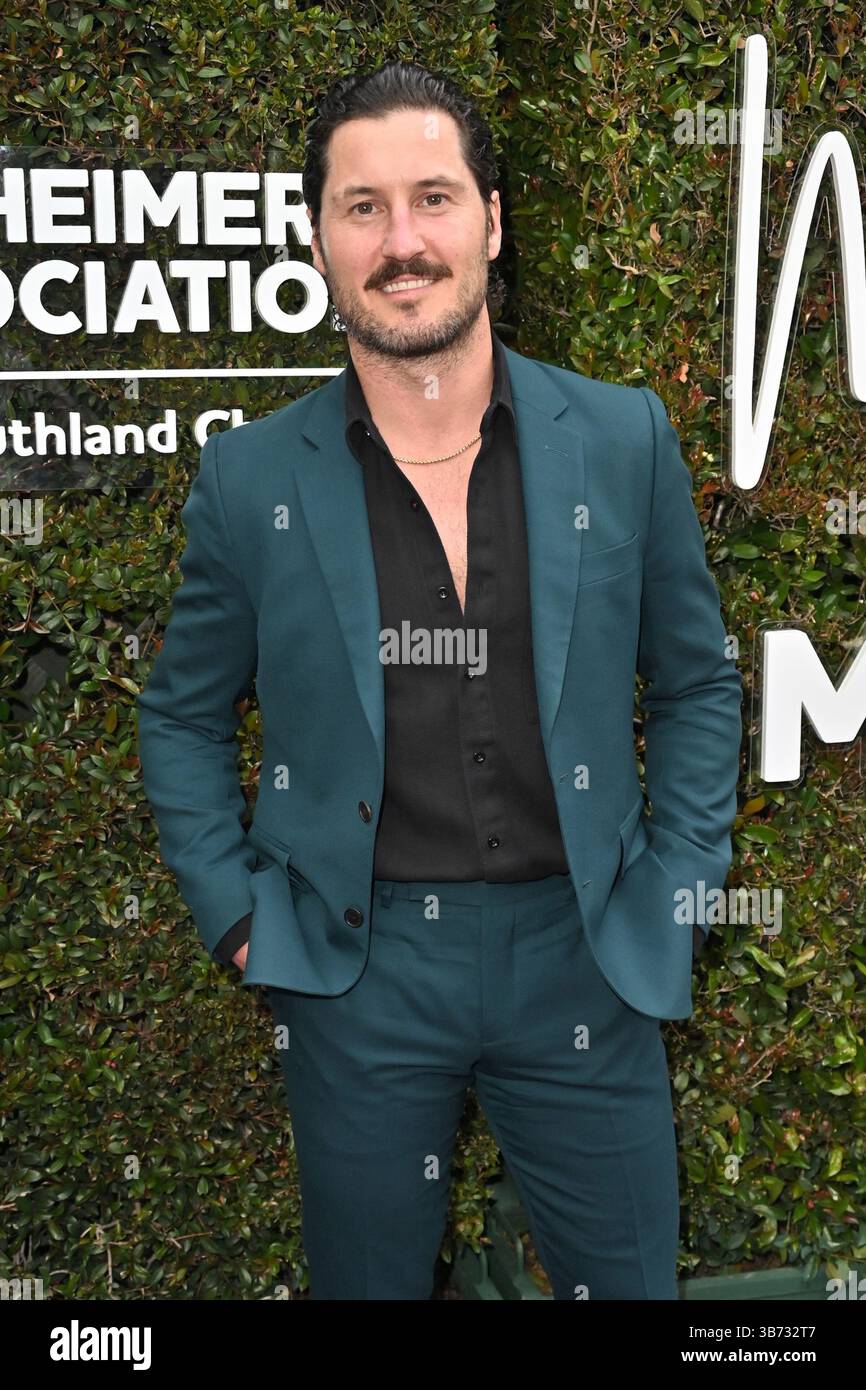 May 4, 2025, Los Angeles, Ca, USA: LOS ANGELES - MAY 4: Val Chmerkovskiy at the 2025 The Magic ...