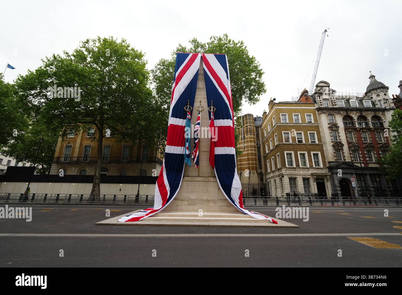 The Cenotaph on Whitehall is dressed in the Union flag as final ...