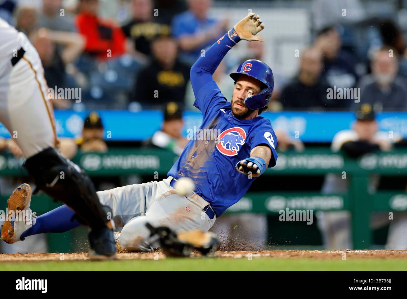 PITTSBURGH, PA - APRIL 30: Chicago Cubs shortstop Dansby Swanson (7 ...