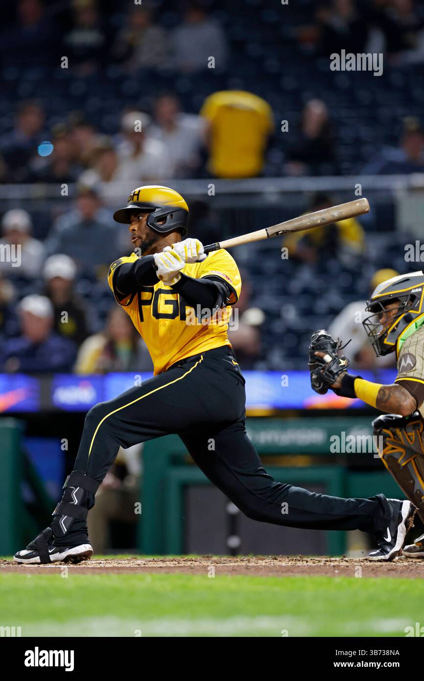 PITTSBURGH, PA - MAY 02: Pittsburgh Pirates outfielder Alexander ...
