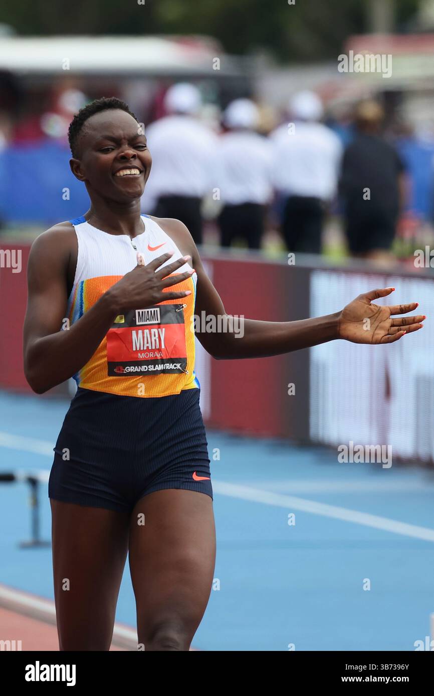 Mary Moraa wins the Women’s 1500 meters during the Grand Slam Track ...
